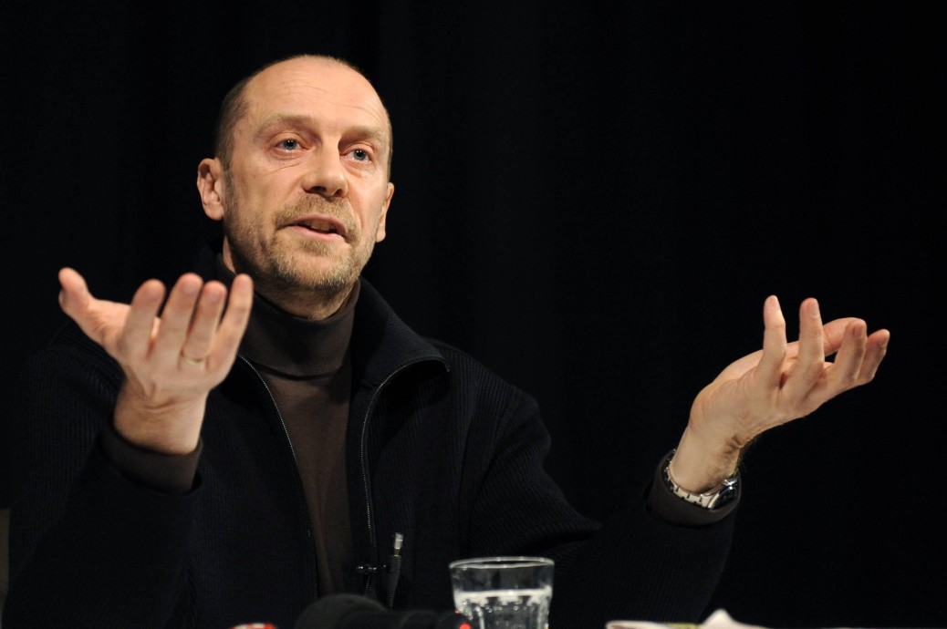 « Le Mythomane, la face cachée d'Alain Soral », ou les révélations sur ... « Le Mythomane, la face cachée d'Alain Soral », ou les révélations sur ...