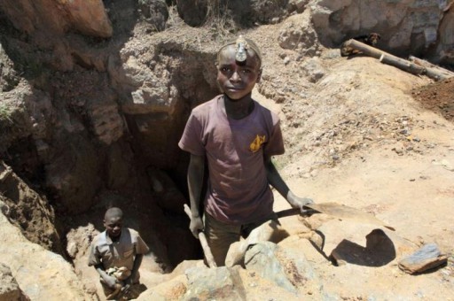 Apple et Samsung accusés d'exploiter des enfants dans l'extraction du cobalt en RDC