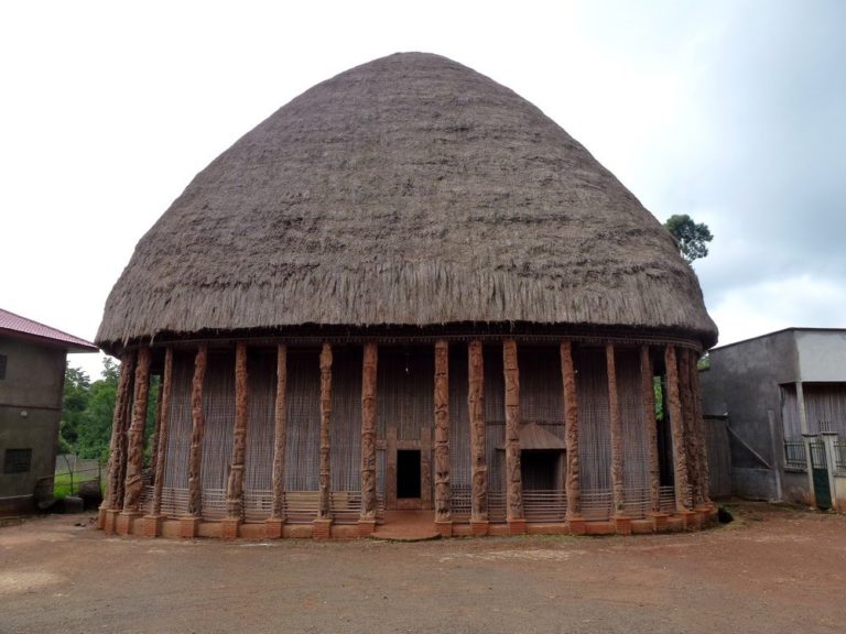 L'architecture monumentale des Bamiléké du Cameroun